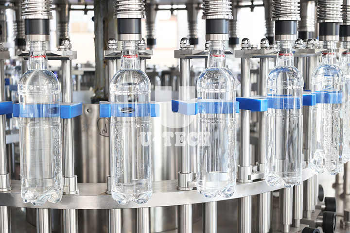 12000BPH Industrial PET Bottle Filling Machine 220V Industrial Beverages Equipment Mini Mineral ...