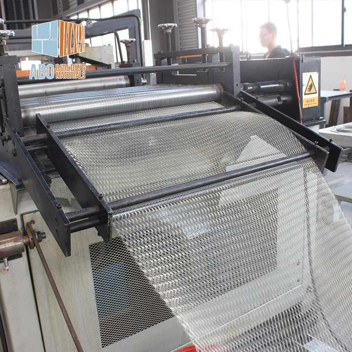 Plaster Metal Lath - Durable and Expandable Diamond Mesh
