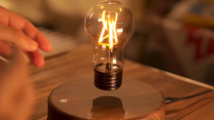 HCNT Levitating Light Bulb - Unique Magnetic Floating Lamp