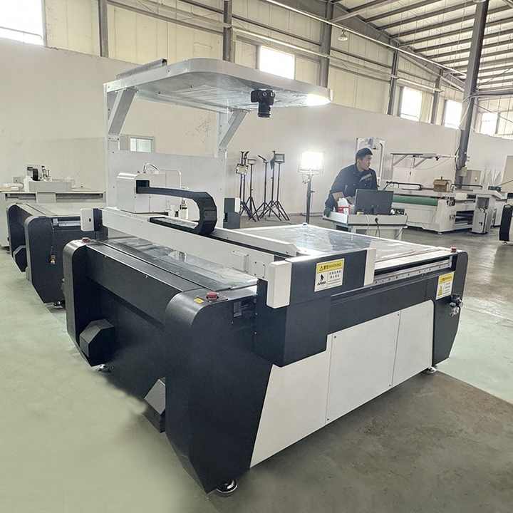 ZXT Flatbed Digital Cutter CNC Oscillating Knife Cutter Cutting ...