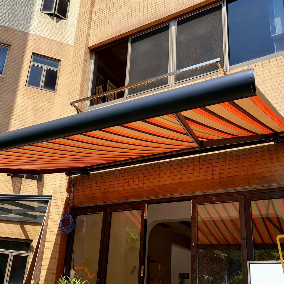 Full Cassette Folding Aluminum Alloy Awning Modern Electric Retractable ...