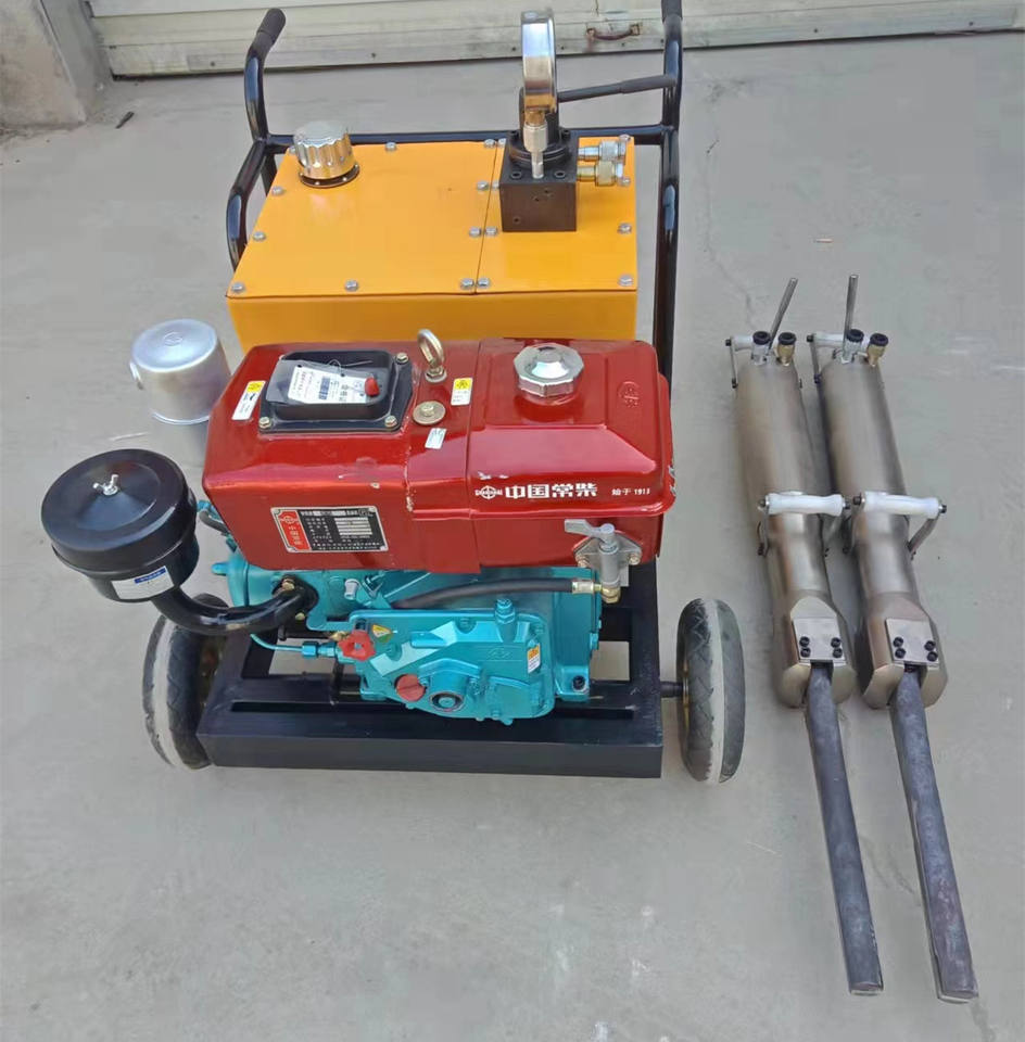 Diesel Hydraulic Stone and Rock Splitter Static Blasting Rock Splitting ...