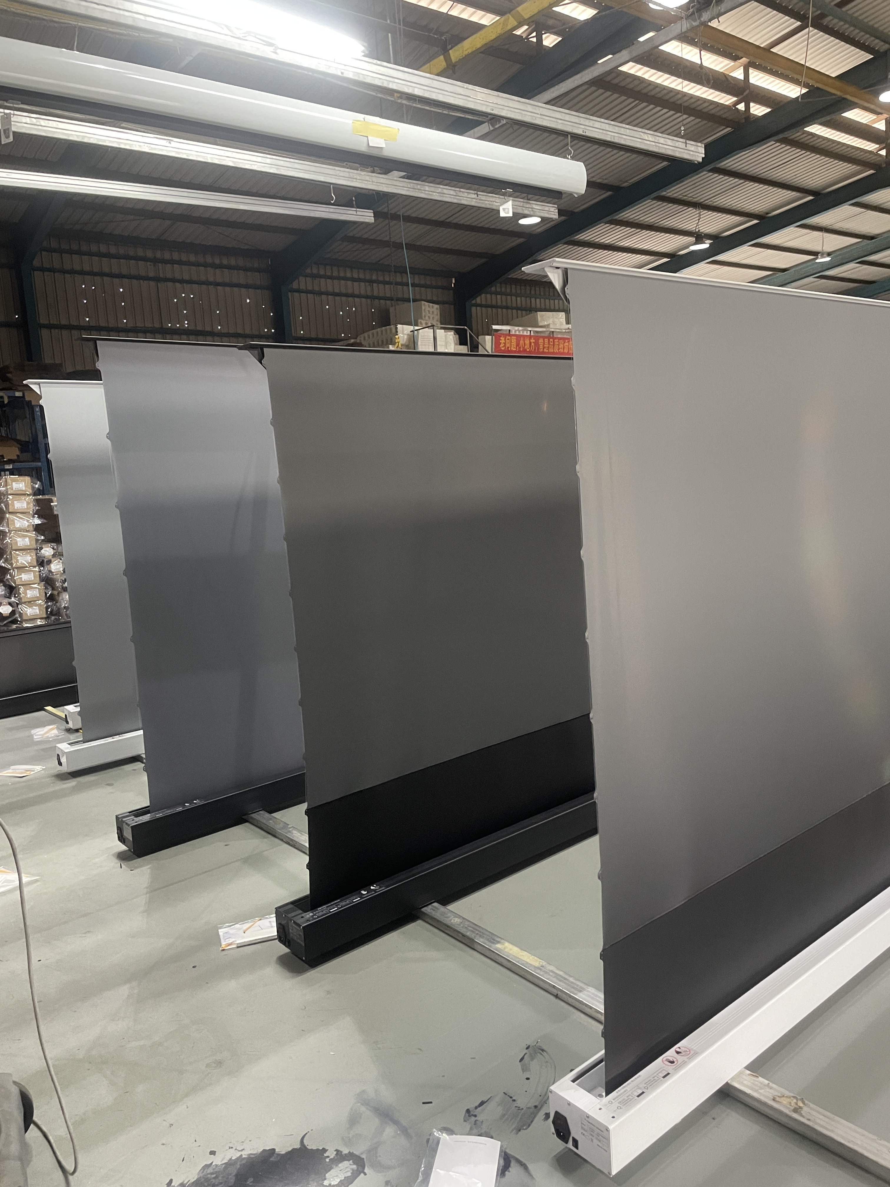 How to Choose a Projector Screen Grey for Better Contrast and Image Quality