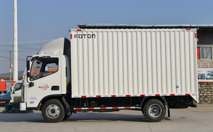 Foton Box Truck Euro2 Diesel 4x2 Manual Truck 6 Wheeler Cargo Van Mini ...