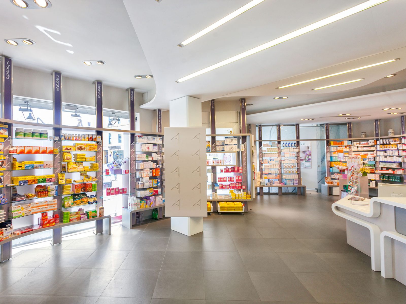 Shop our showroom display shelves - stylish & functional