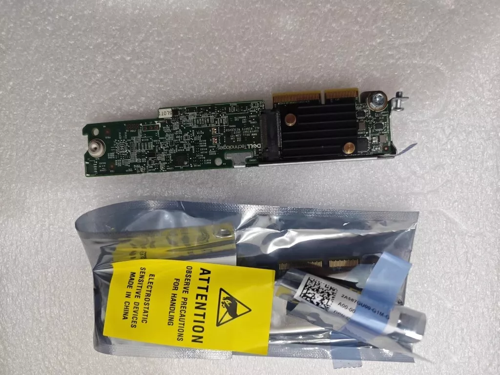 How to Choose Dell R740xd U2 to PCIe Adapter for Server Storage Expansion