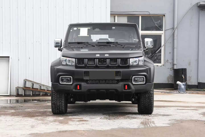Baic Beijing BJ 40 2.0T - Luxury SUV with off-Road Capabilities