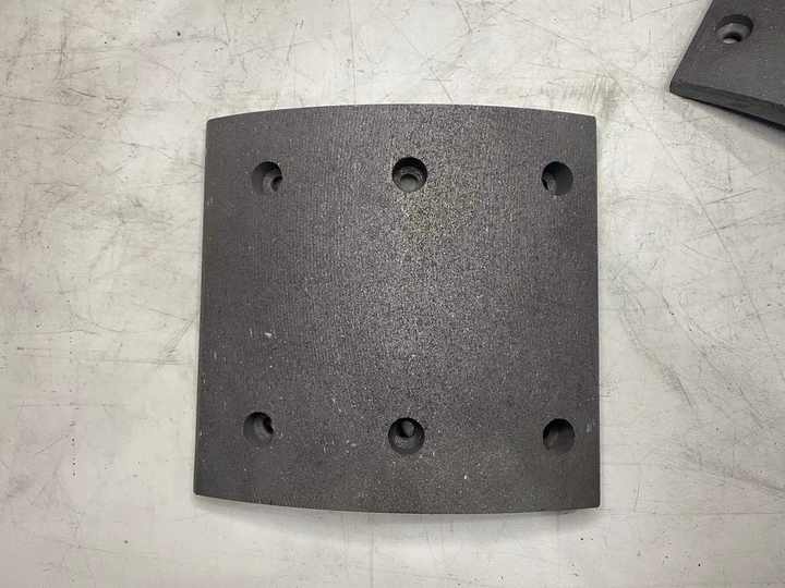 FAW Jiefang J6 Brake System Kit - High-Quality Lining