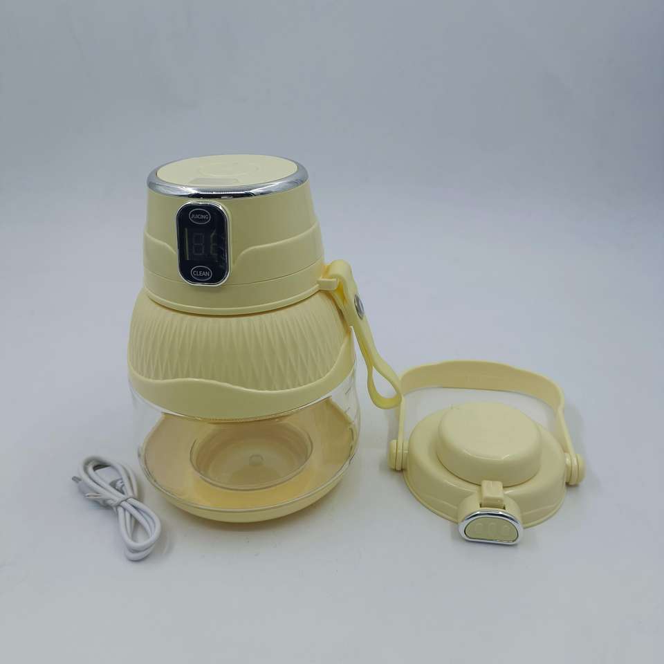 Portable Juicer Blender Freshly Squeezed Juice Mixer Rechargeable Small ...