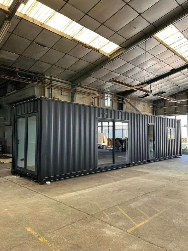 Portable Luxury Container House 20ft 40ft Mobile Villa Spacious Bedroom ...