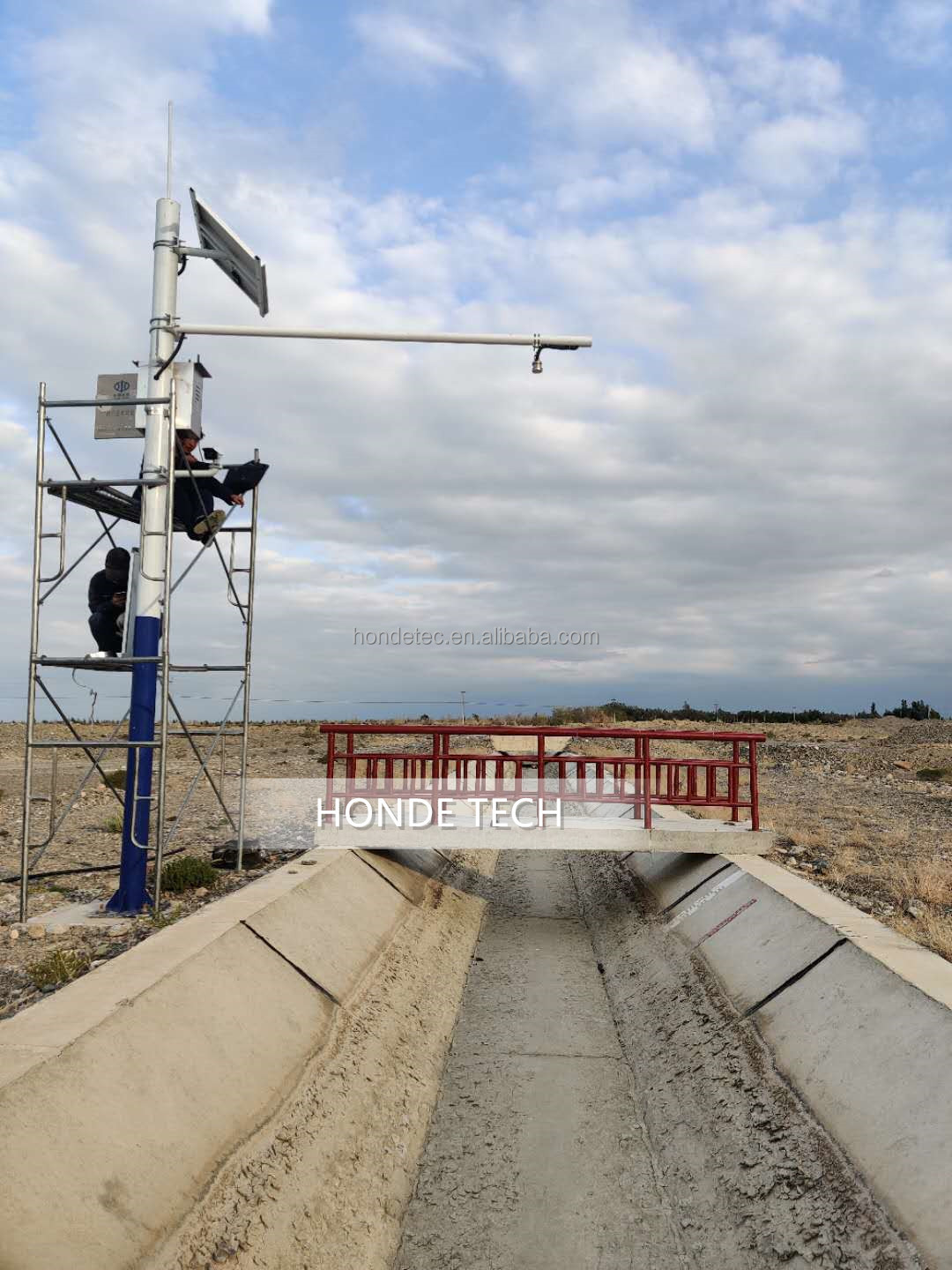 Radar narrow beam 3-in-1 30-meter water level, surface velocity and ...