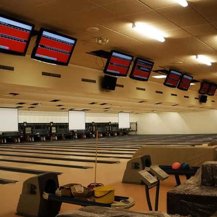 Automatic Freefall Pinsetter - Brunswick Second Hand Refurbished Bowling