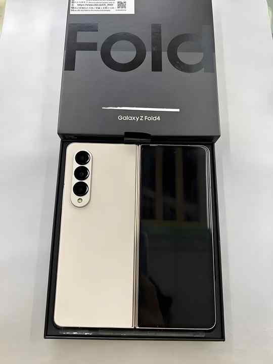 Galaxy Z Fold 4 512GB - Premium Foldable Smartphone