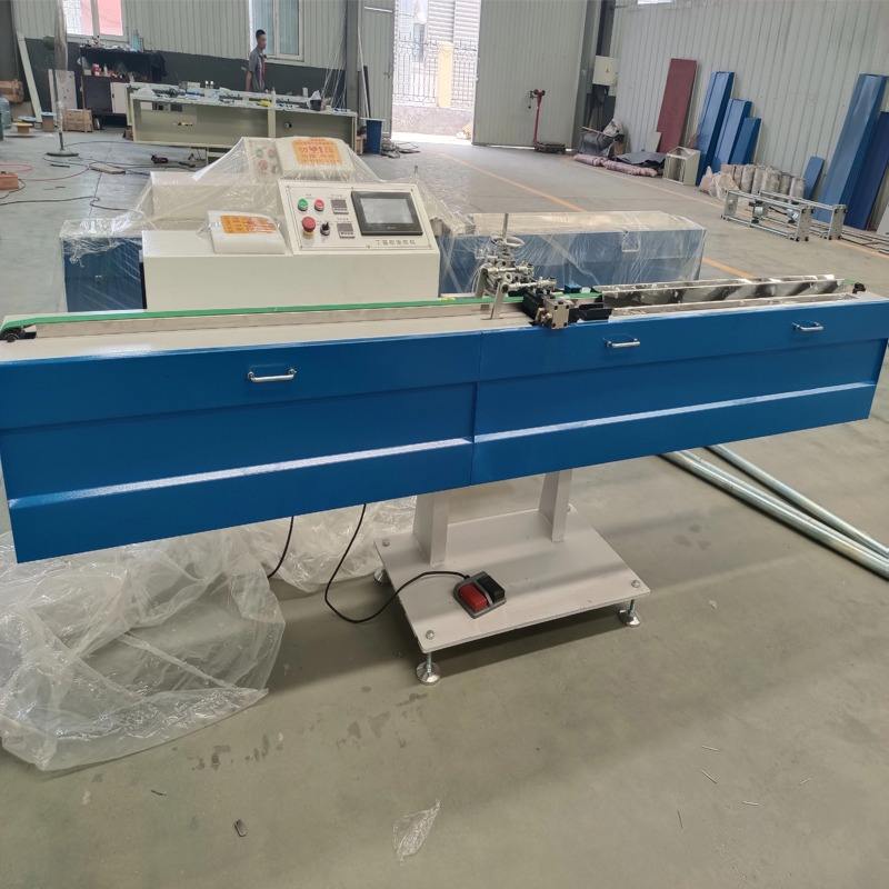 Automatic Butyl Sealant Coating Machine for Insulating Glass Production ...