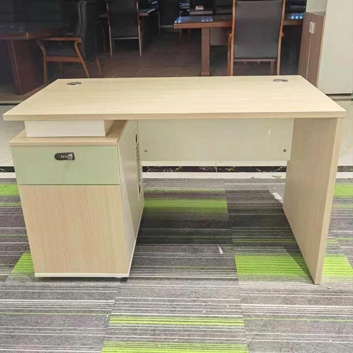 Office Furniture Simple Office Table Seats 1 Person WorkStation Staff ...