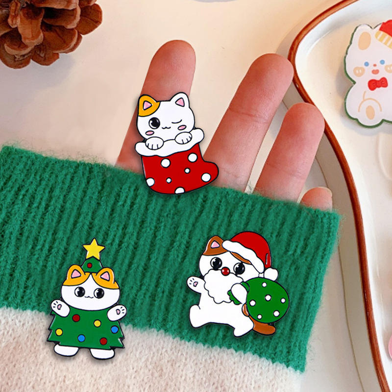 Cute Christmas for Enamel Pin-Customizable Metal Zinc Brooch & Badge ...
