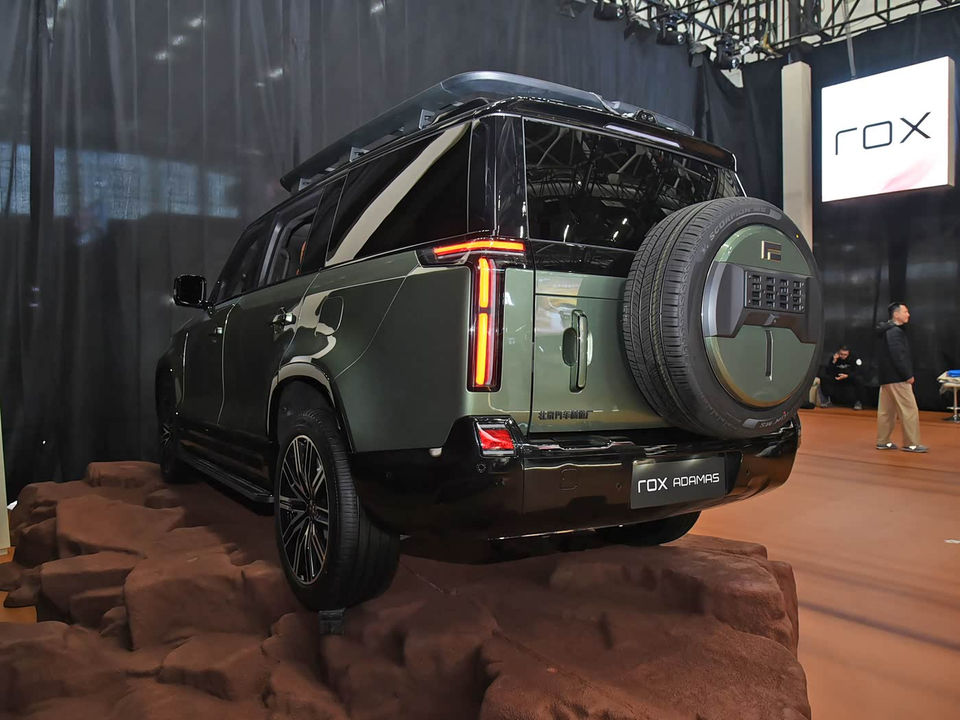 Rox Adamas Vip 2026 New Energy Vehicles Rox 01 Large SUV Range Extender ...
