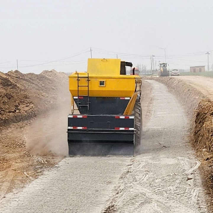 Road Construction Machinery Large Scale Tractor Mounted Cement Spreader ...