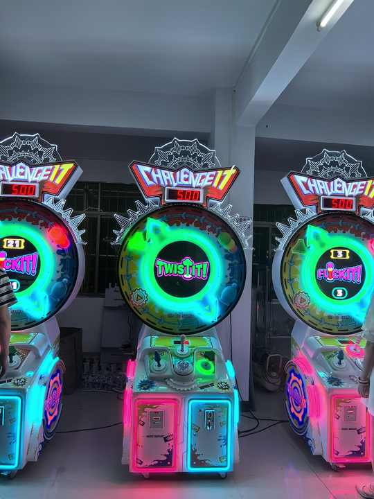 Coin Operated Game - Challenge It Bop It Amusement Machine