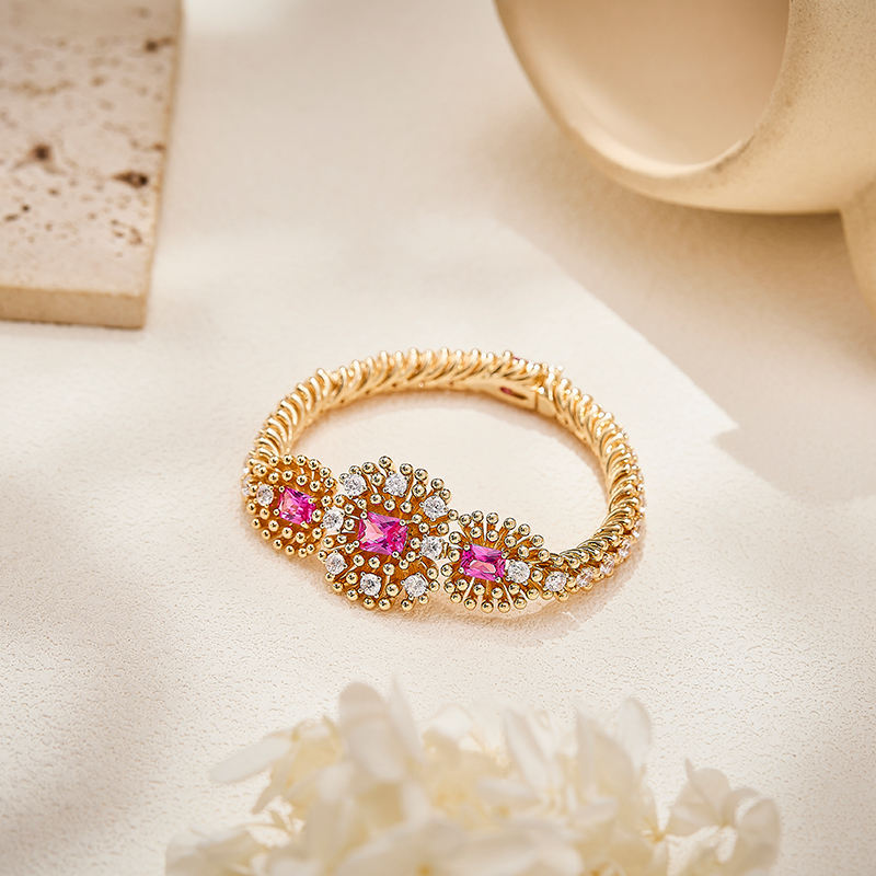 18k Gold Retro Floral Shaped Women's Bracelet Spring Buckle Brass ...