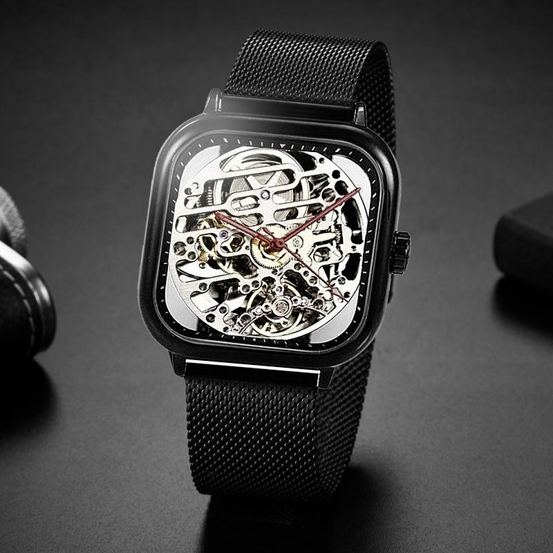 Apple Watch Skeleton Face - Stylish & Durable Men's Watch