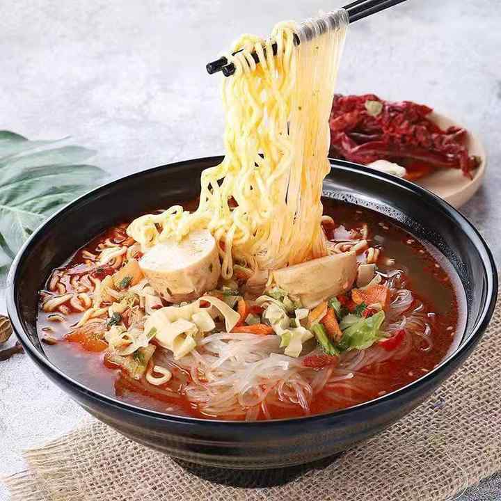 Chinese Style Instant Noodles & Instant Rice Noodles in a Bowl