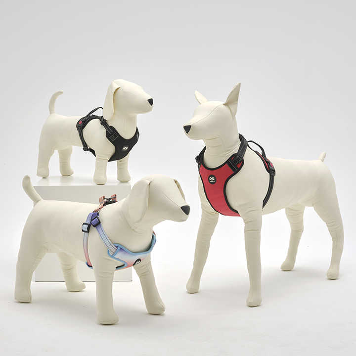 Fresh New Fabric Covered Dog Mannequins for Pet Store Display