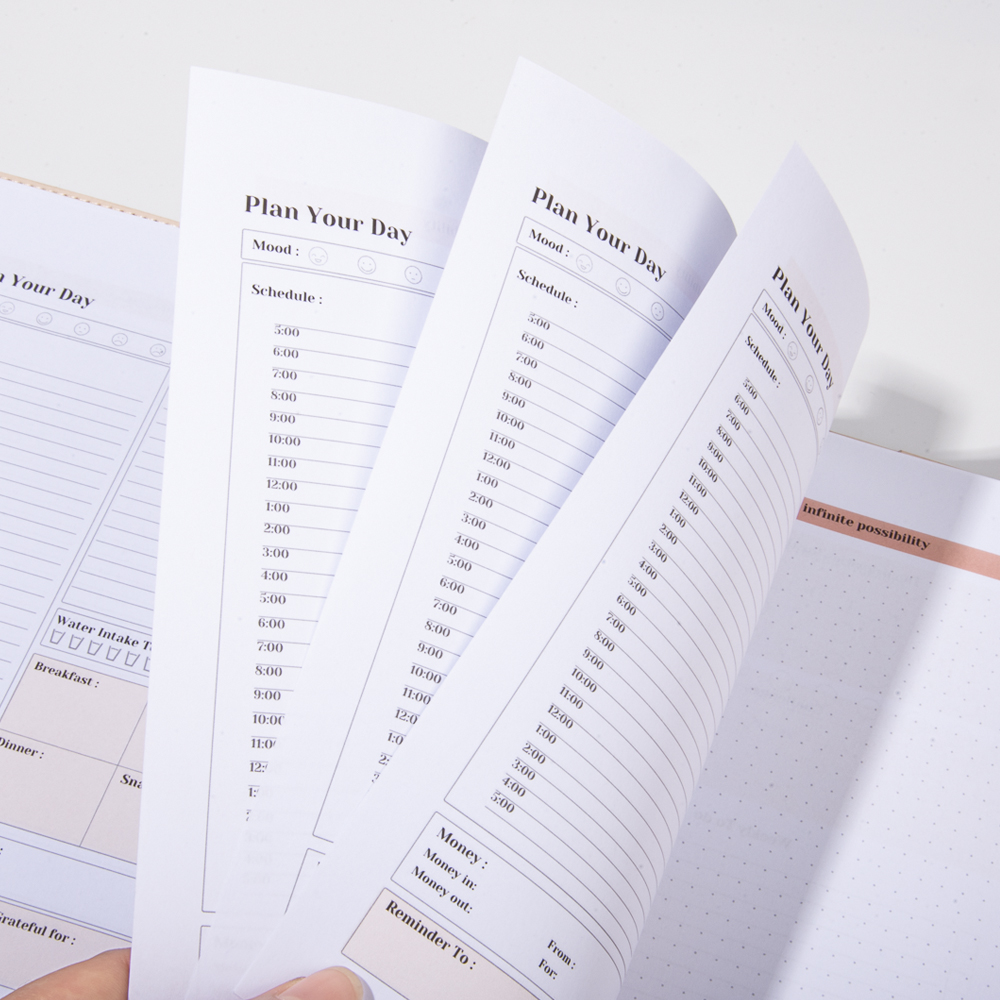 How to Choose the Best Teacher Notebook for Classroom Organization