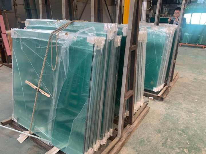 Jumbo Size Colored Triple Curved Low E Sunergy clear Tempered Floor ...
