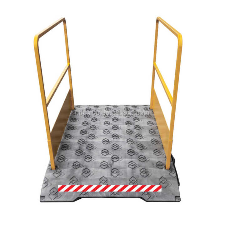 Yellow Plastic Walkway Pedestrian Bridge Footbridge Design