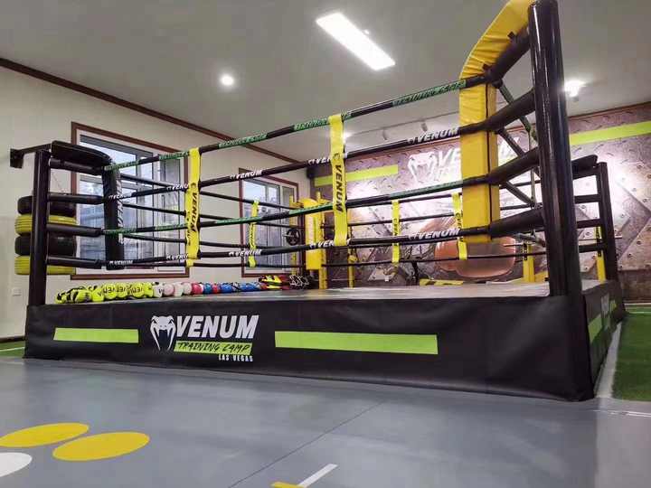 Professional Boxing Training Gym - Boxing Ring with Table