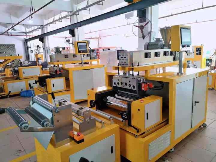 High Productivity Plastic Making Packaging Wrap Machine