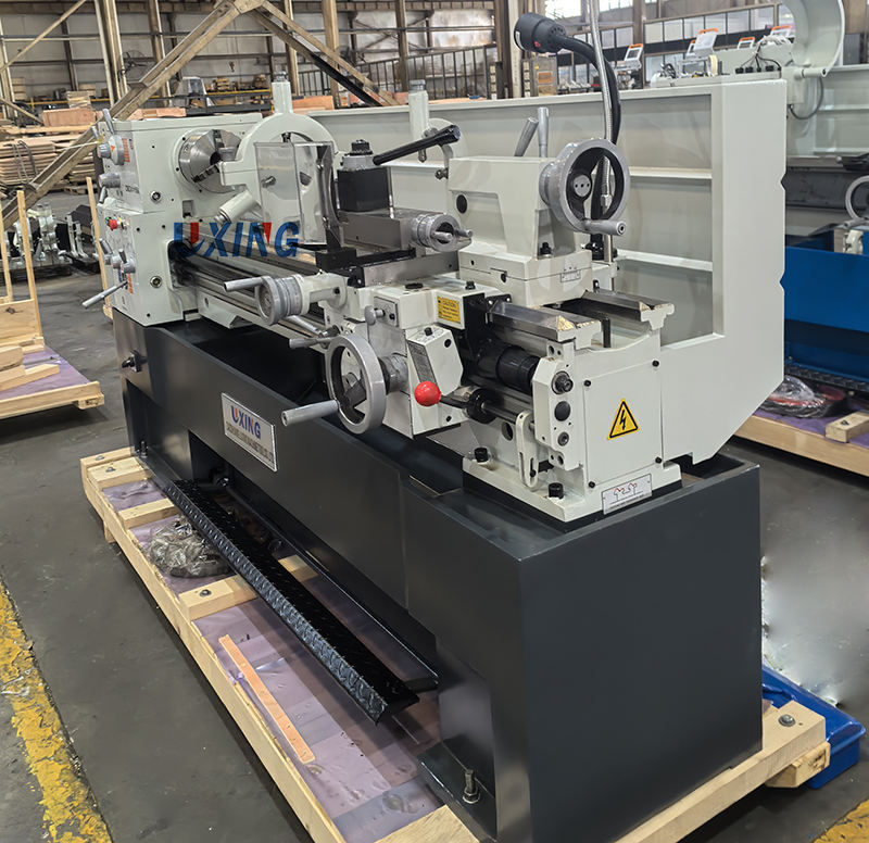 Universal Parallel Manual Lathe Machine Torno CM6241 X1500