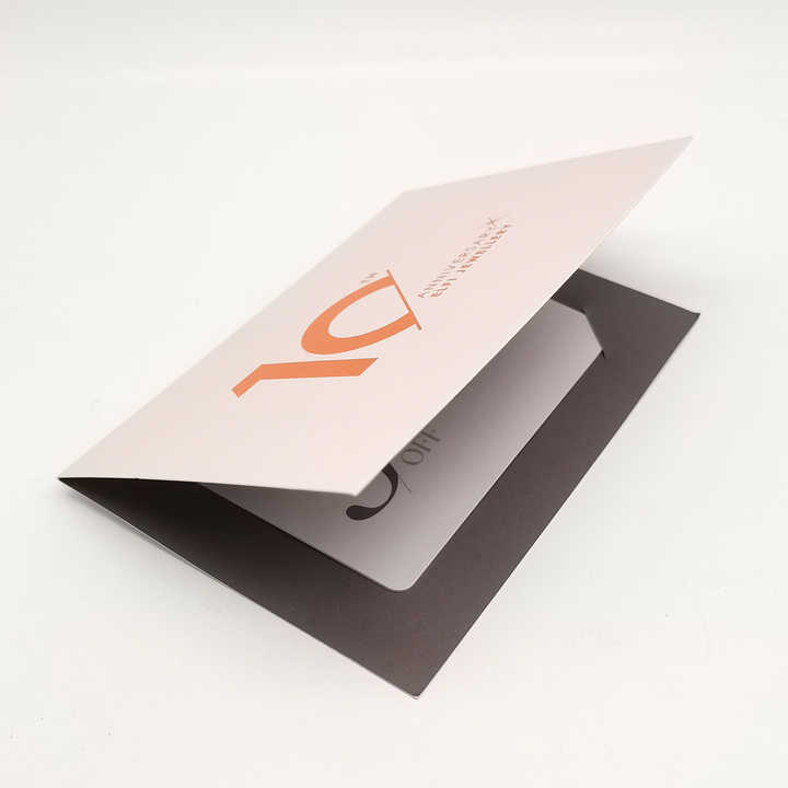 Custom Printing Plastic Spa & Salon Gift Cards With Custom Card Holder ...