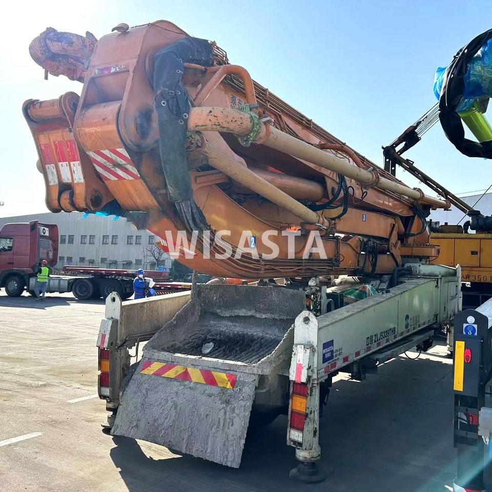 Zoomlion CIFA Diesel Engine 5 Sections Used 49m Truck Mounted Concrete ...