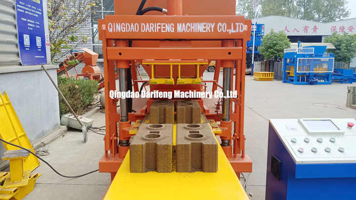 2024 Hot Sale Full Automatic Hydraulic Bricks Making Machine