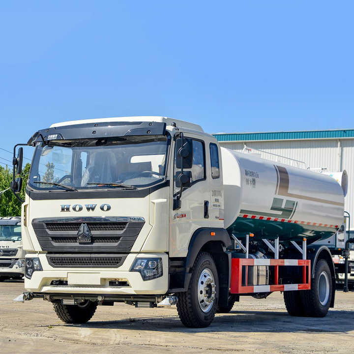 Sinotruk HOWO 20m3 Mobile Water Tanker Transport Truck Drinking Water ...