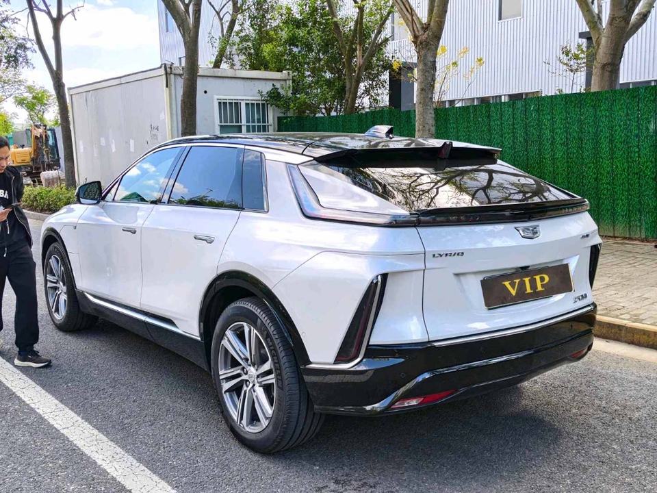 CAD-ILL-AC LYRIQ 2025 REAR-WHEEL DRIVE LONG RANGE LUXURY EDITION 5 DOOR ...