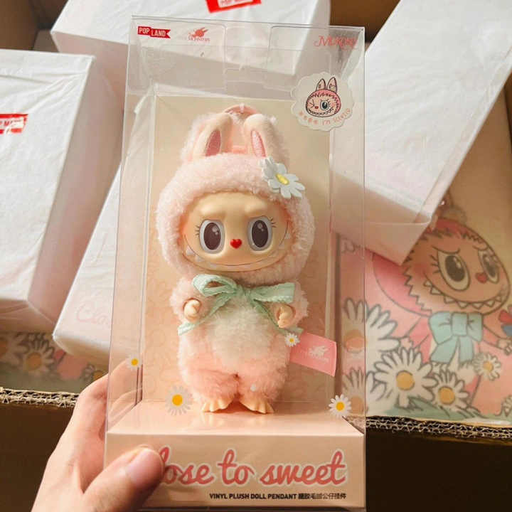 Labubu Checkmate Chess King Queen Spring Wild Anime Figure