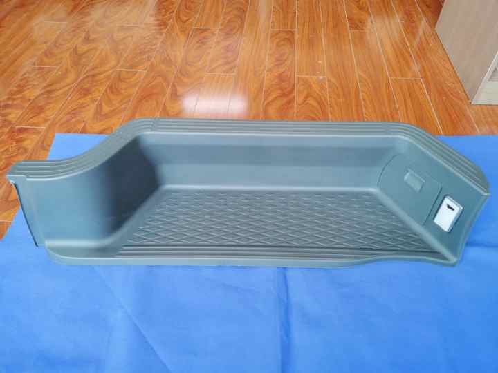 Hiace Van 2019 Sliding Door Foot Step - Durable & Safe