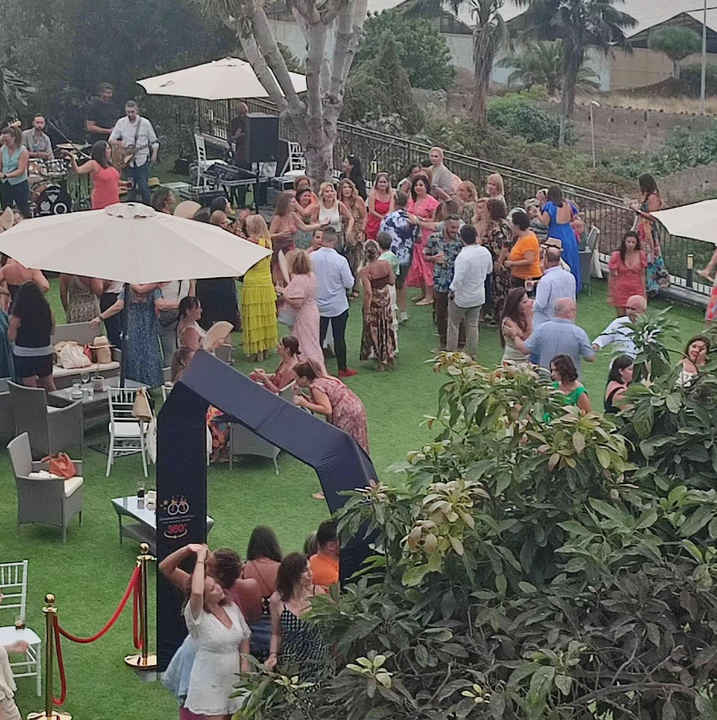 Overhead 360 Automatic Photo Booth Enclosure Backdrop Selfie Camera Top ...