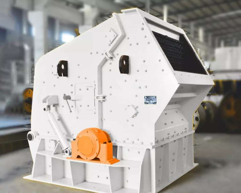 Wheeled Mobile Crushing Station Stone Crushing Plant 3 in One Jaw and ...