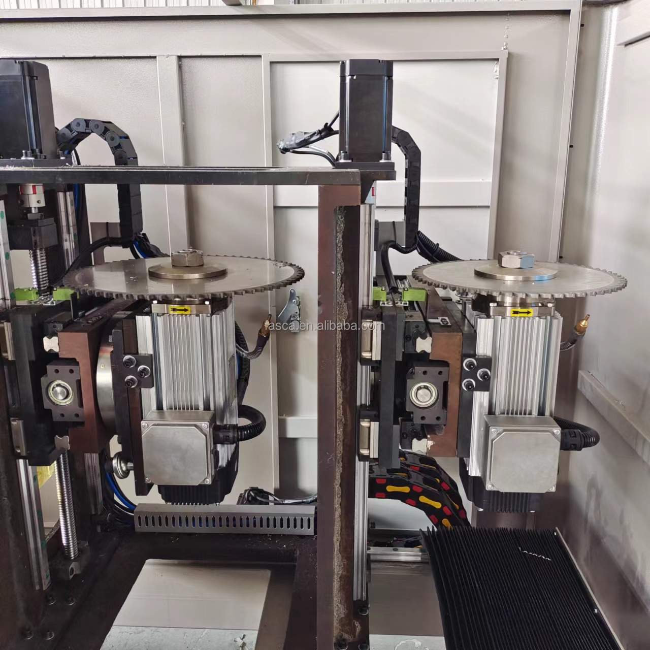 5 Axes CNC End Milling Machine For Aluminum Doors And Windows