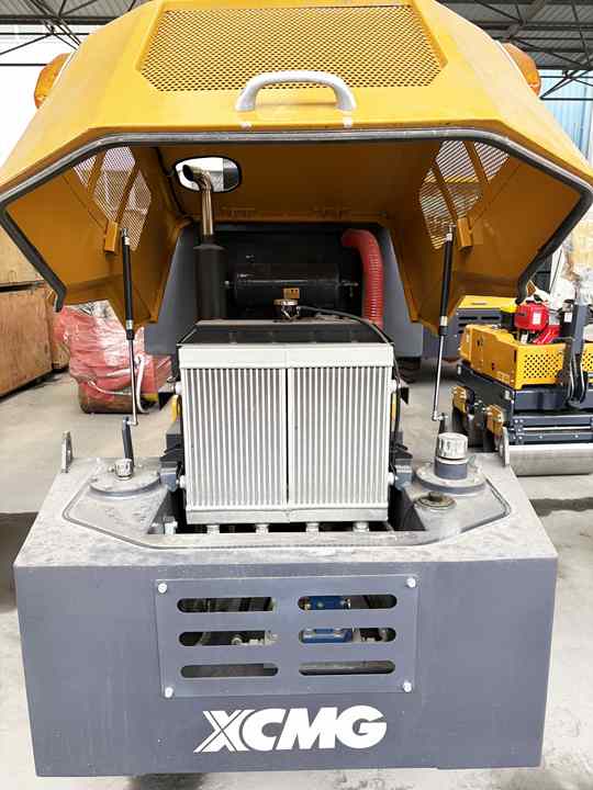 XCMG Official 4 Ton Road Roller XS400J Single Drum Vibratory Roller ...