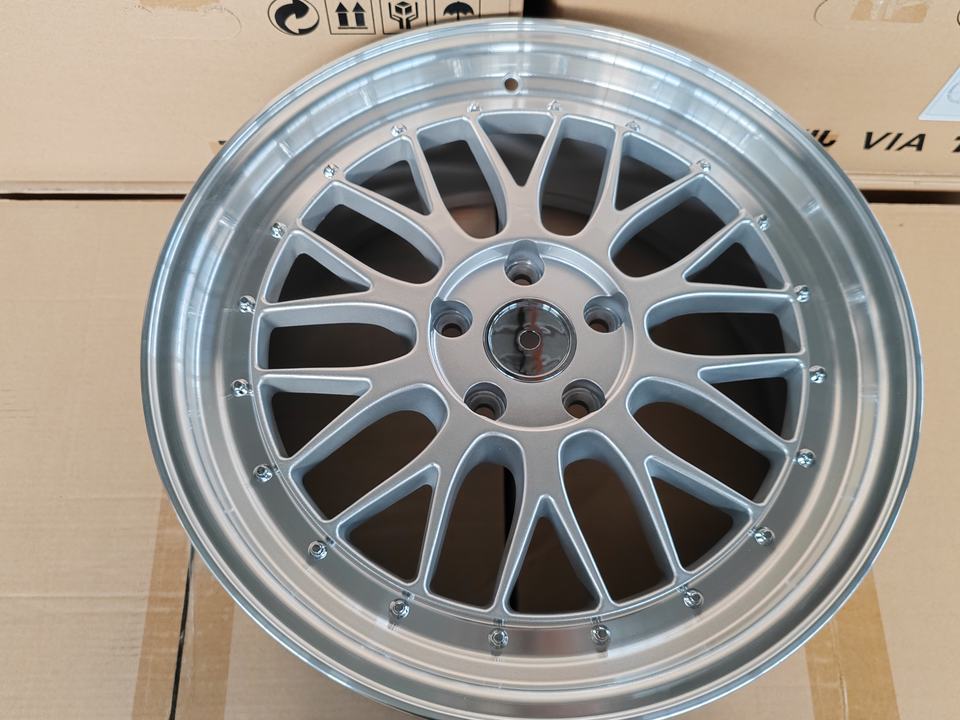 Syac Aftermarket Silver Car Wheel Rims 18/19 Inch 5 Holes Aluminum ...
