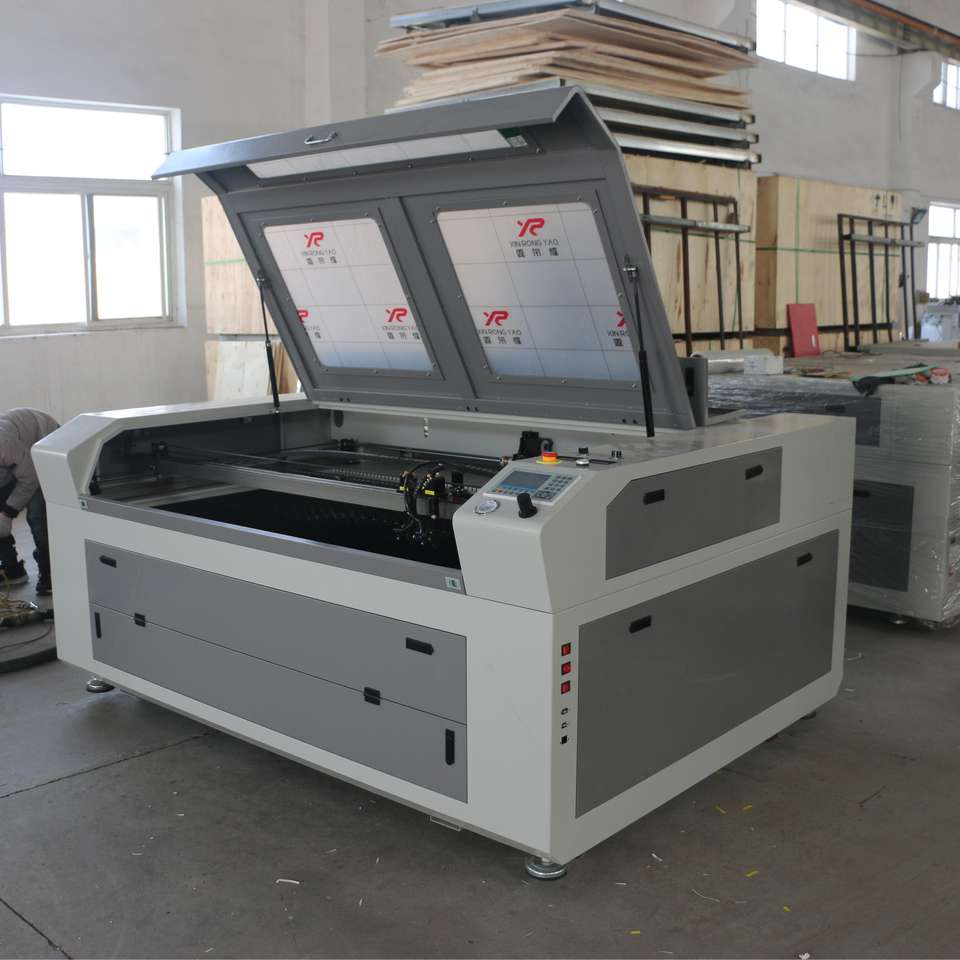 China Factory Customizable CO2 Laser Cutting Engraving Machine ...