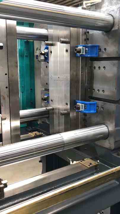 PA66 Cable Tie Making Machine Nylon Cable Tie Injection Molding Machine ...
