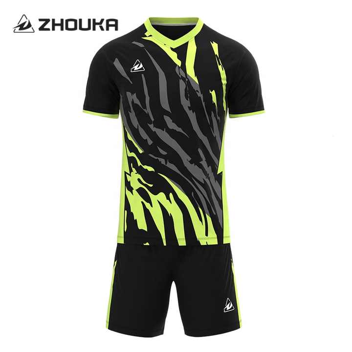 Wholesale Soccer Clothes Wear Jersey Men Football Uniform Custom Retro ...