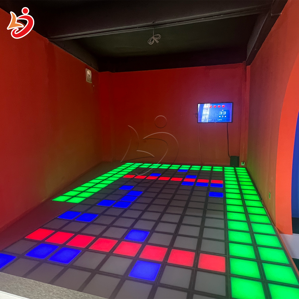 Immersive Floor Projector Grid Motion LED Floor Indoor Playground Pixel ...