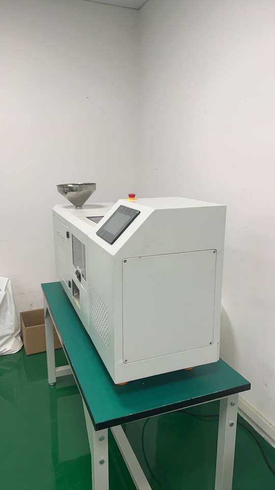 Small Manual Desktop Plastic Injection Moulding Machine| Alibaba.com